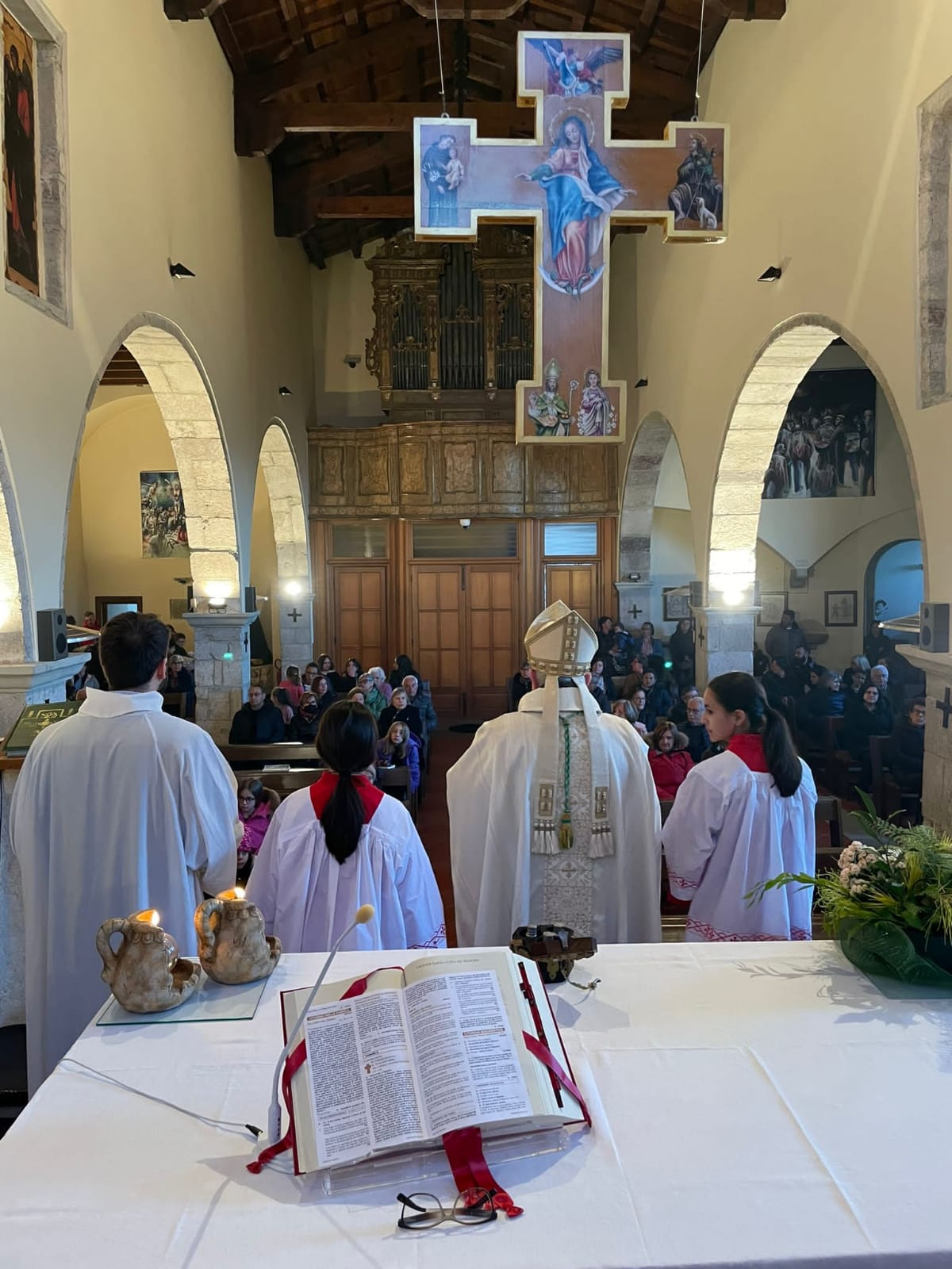 Messa in coena Domini del vescovo a Lucito: "Gesù ci ama per renderci ...