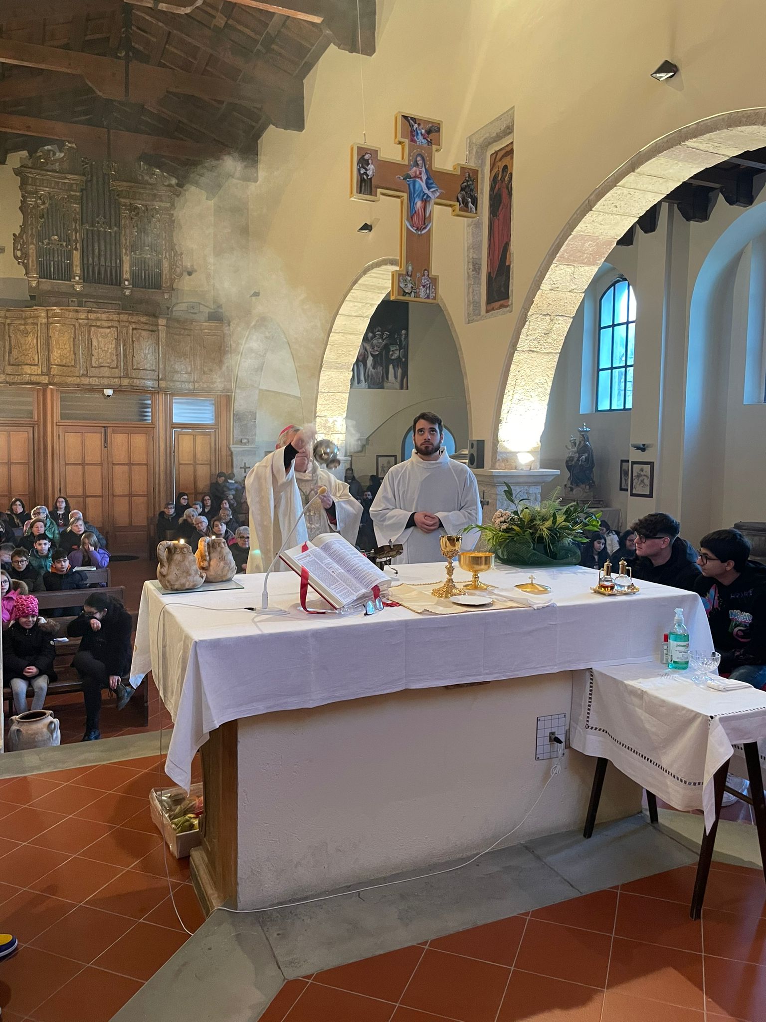 Messa in coena Domini del vescovo a Lucito: "Gesù ci ama per renderci ...